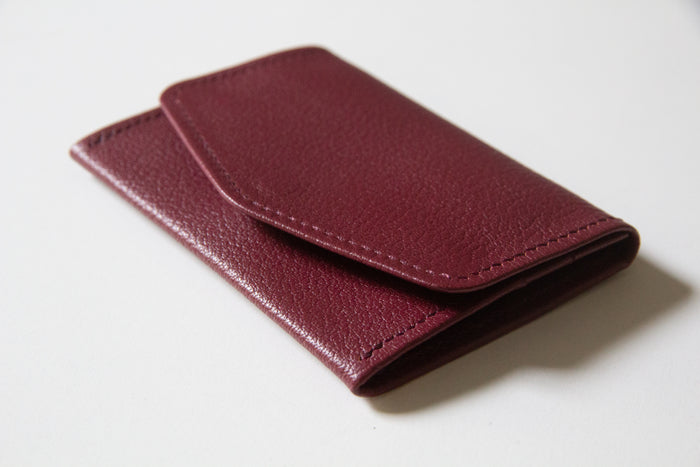 Gusseted Card & Cash Wallet Burgundy